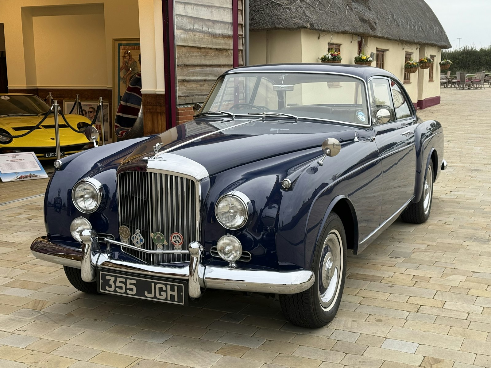 Classic Car Showroom | Winchester Auto Barn - Sutton Scotney